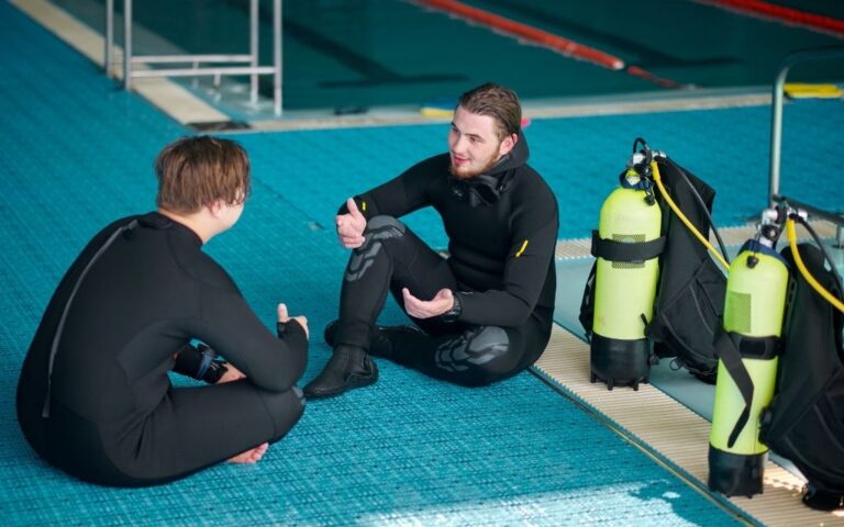 Why Do Divers Shower After Each Dive? The Real Reason